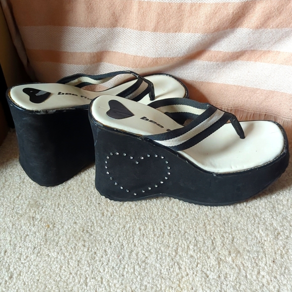 bee fly | Shoes | Y2k Vintage Bee Fly Platform Flip Flop Sandals Foam ...